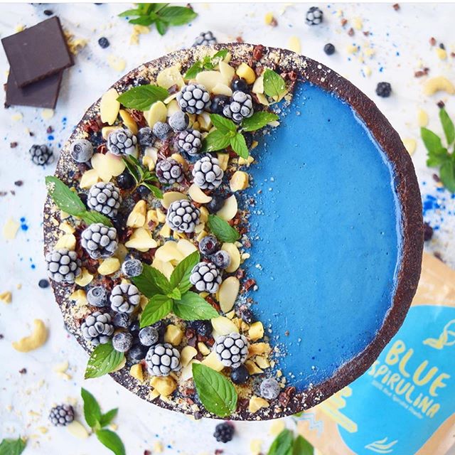 After Eight Cake - Vegan Recipe – The Organic Labs Sweden AB